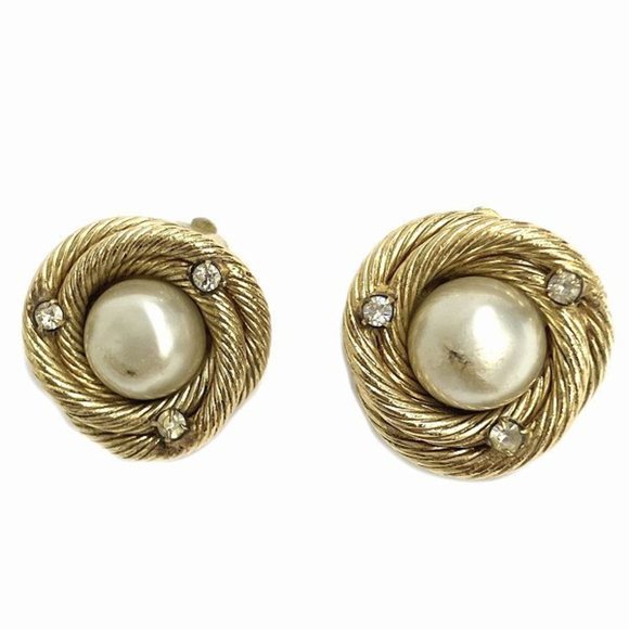 CHANEL | Jewelry | Chanel Fake Pearl Gold Color Brand Accessories ...
